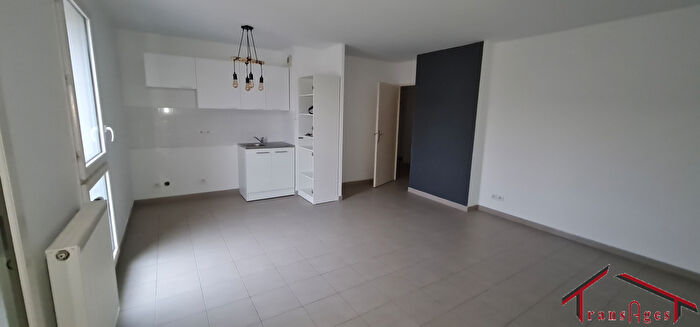 Appartement à vendre - Chanteloup-en-Brie - 3 pièces - 2 chambres