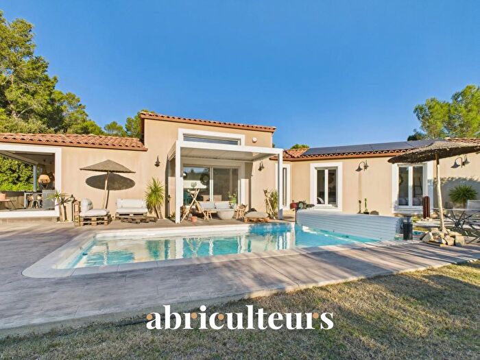 Maison à vendre - Calvisson - 5 pièces - 3 chambres