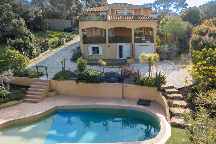 Maison à vendre - Six-Fours-les-Plages, Roumagnan, Talian, Audibert, Verger - 5 pièces - 4 chambres