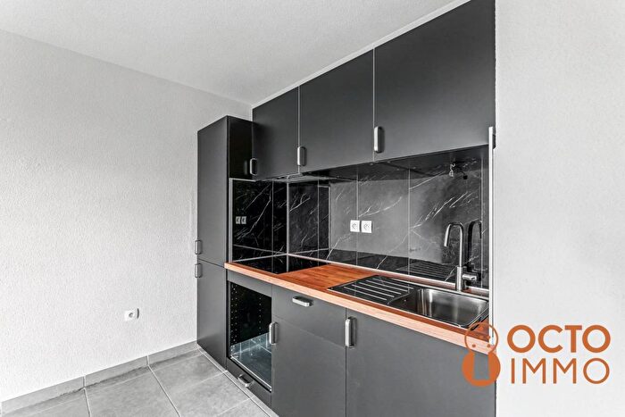 Appartement à louer - Toulouse, Croix Bénite - 3 pièces - 2 chambres