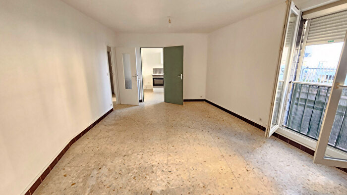 Appartement à vendre - Évreux, Centre-ville - 2 pièces - 1 chambre