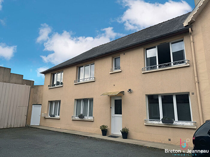 Maison à vendre - Le Horps - 7 pièces - 5 chambres