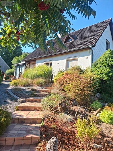 Maison 5 pièces à Saint-Georges-sur-Moulon, à vendre