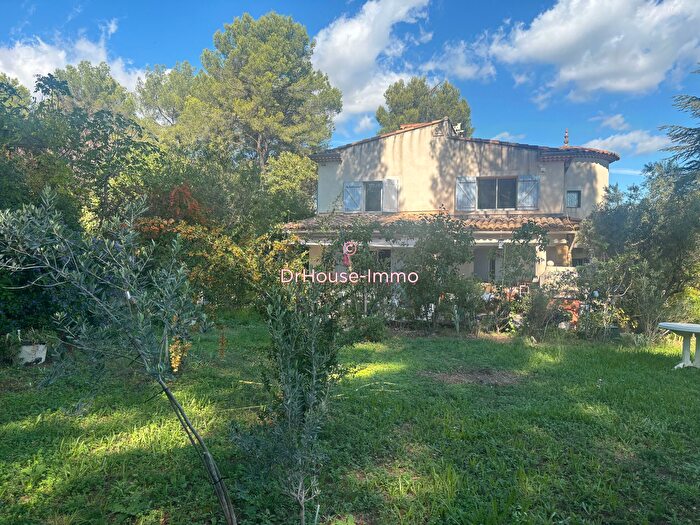 Maison à vendre - Velaux - 6 pièces - 4 chambres