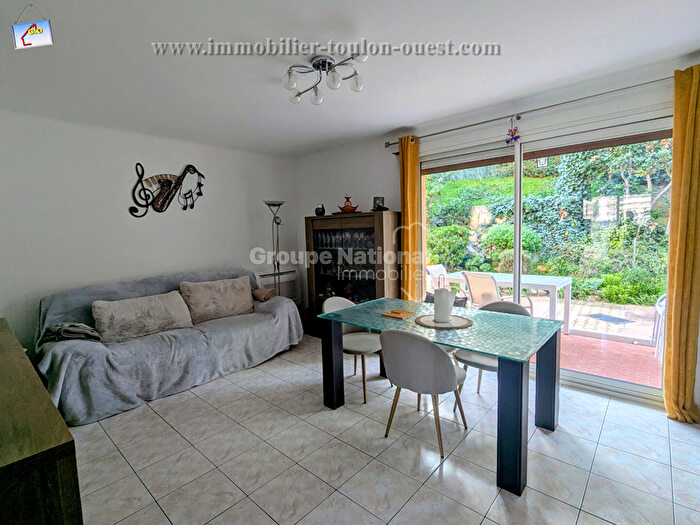 Appartement à vendre - Toulon, Valbertrand - 5 pièces - 3 chambres