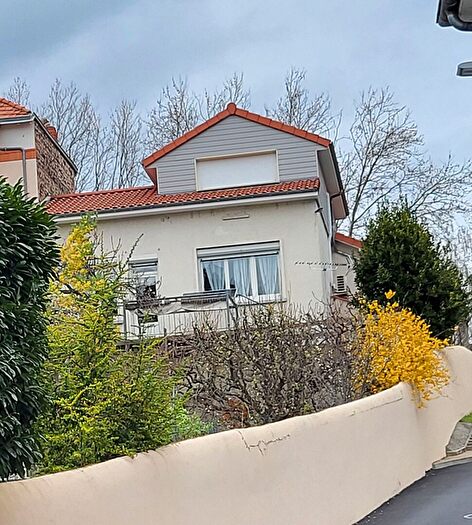 Maison à vendre - Chamalières, Les Roches - 6 pièces - 4 chambres