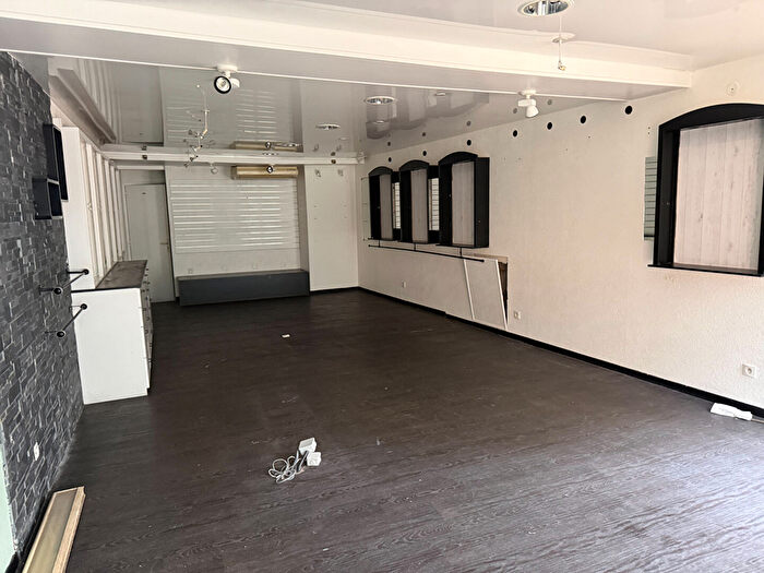 Appartement à vendre - Sablé-sur-Sarthe, Rive Gauche - 2 pièces - 1 chambre