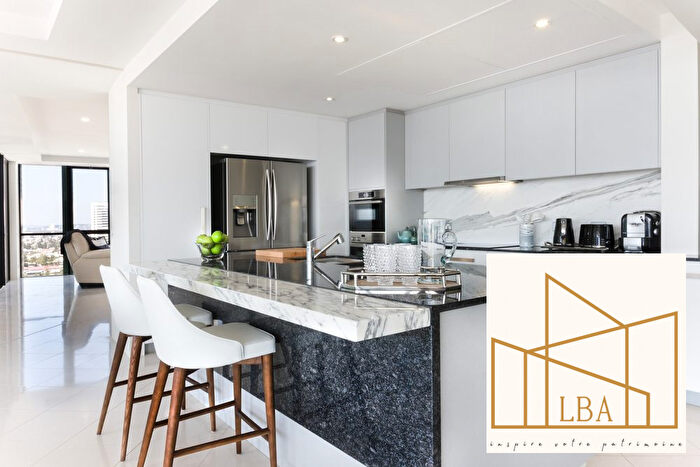 Appartement à vendre - Marseille e , Euroméditerranée - 4 pièces