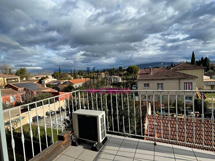 Appartement à louer - Le Thor - 2 pièces - 1 chambre