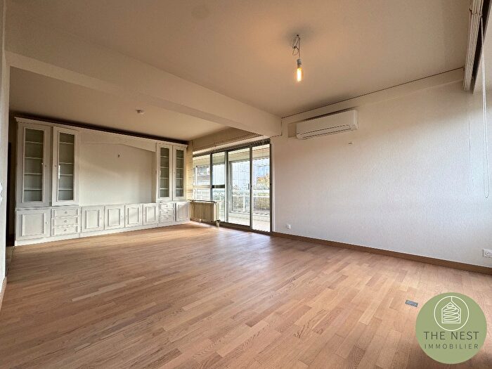 Appartement à louer - Colmar - 6 pièces - 3 chambres