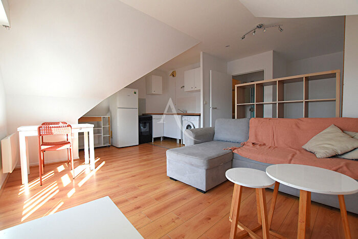 Pontoise, Centre-ville : Appartement 1 pièce à louer
