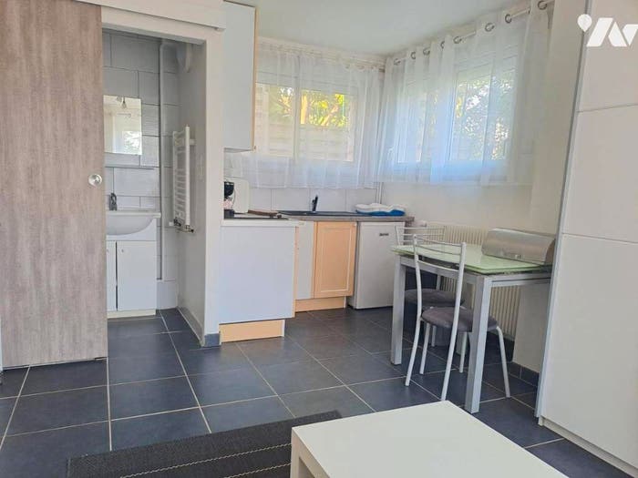 Appartement 1 pièce à Lisieux, à louer