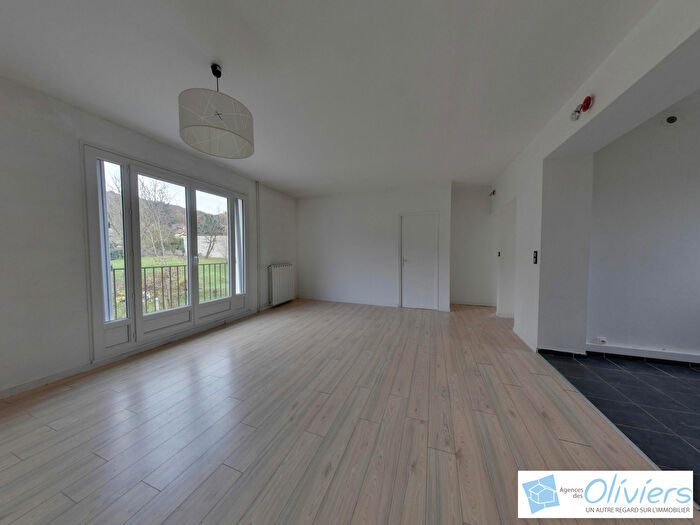 Appartement à vendre - Saint-Rémy-lès-Chevreuse - 3 pièces - 2 chambres