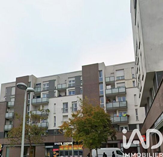 Appartement à vendre - La Courneuve, La Gare - 5 pièces - 4 chambres