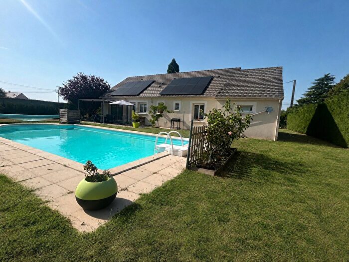 Maison 5 pièces à Saint-Août, à vendre