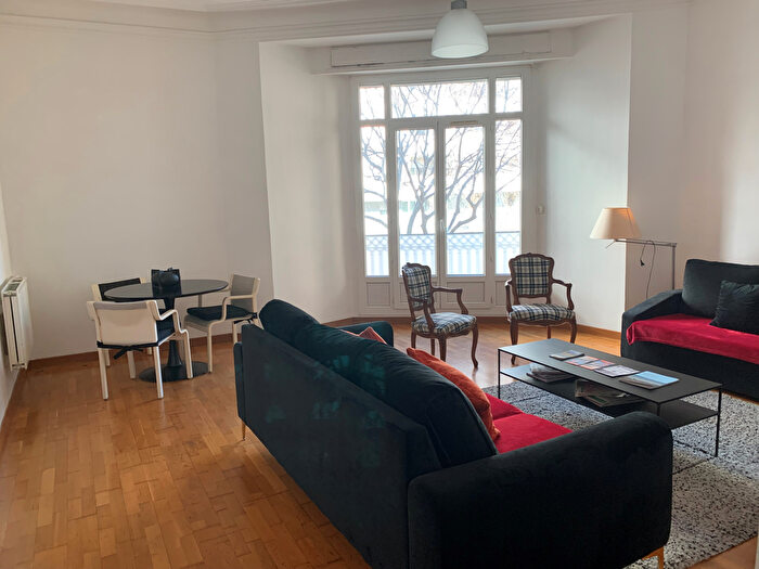 Appartement à vendre - Marseille e , Baille - 1 pièce - 1 chambre
