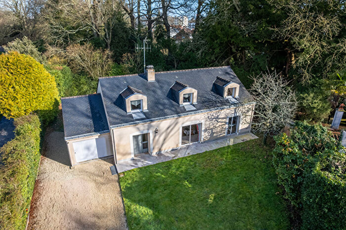 Maison 7 pièces à Nantes, Longchamp, Rond-Point de Rennes, Perverie, Américains, à vendre