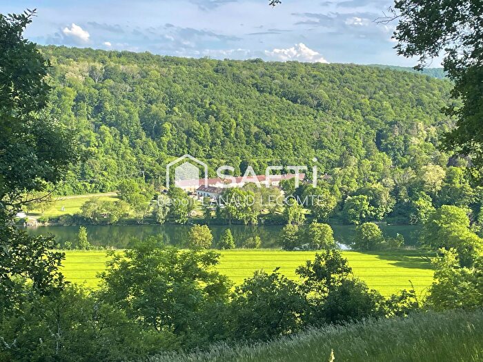 Maison 5 pièces à Boussières, à vendre