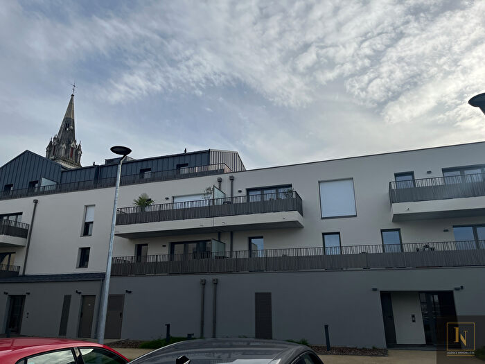 Appartement à vendre - Saint-Sylvain-dAnjou - 4 pièces - 3 chambres