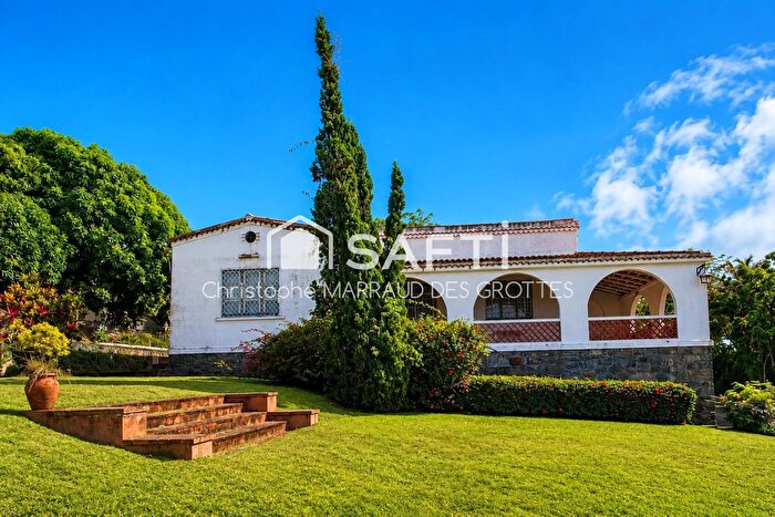 Maison 5 pièces à vendre à Fort-de-France