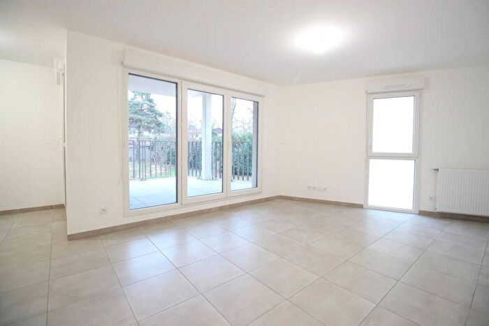 Appartement à louer - Crepieux, Rillieux-la-Pape - 3 pièces - 2 chambres