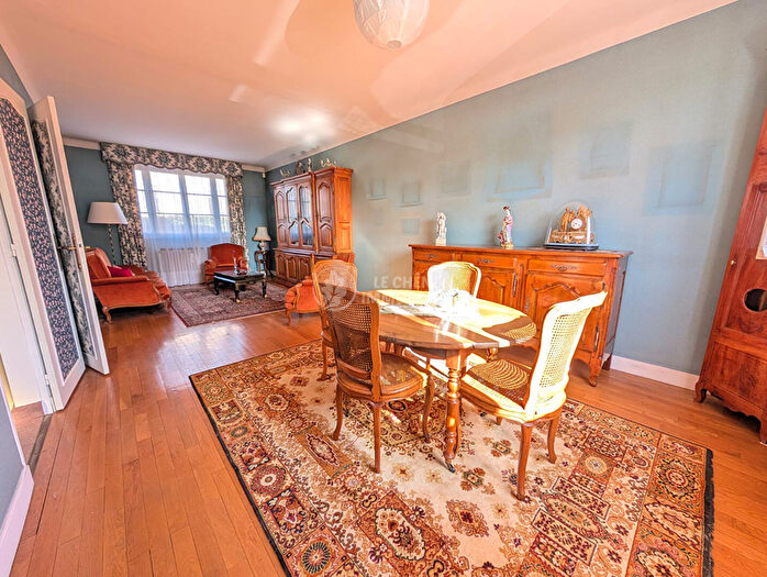 Maison à vendre - Le Chesnay, Saint-Germain, Nouvelle France - 6 pièces - 4 chambres