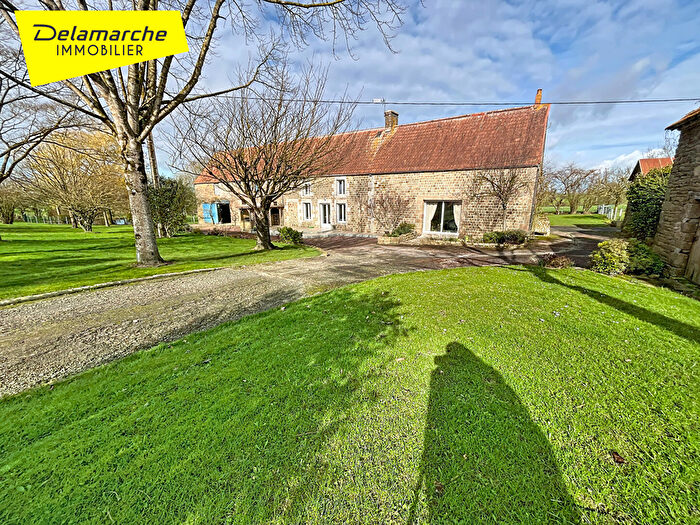 Maison à vendre - Saint-Laurent-de-Terregatte - 5 pièces - 3 chambres