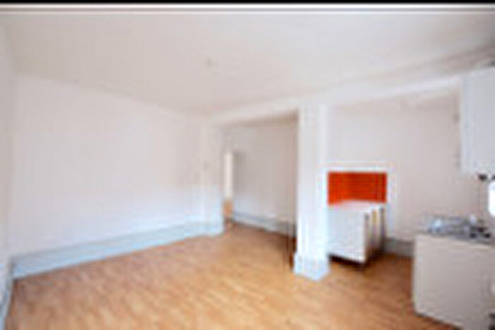 Appartement à louer - Montbéliard, Faubourg, Mont-Chevis, Chiffogne, Citadelle - 3 pièces - 2 chambres