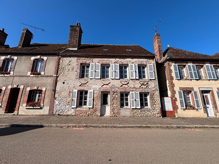 Mézilles - Maison 9 pièces à vendre