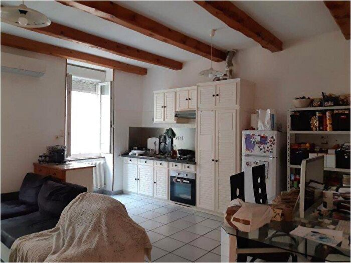 Appartement à louer - Centre Ville-Louis Blanc, Alès - 2 pièces - 1 chambre