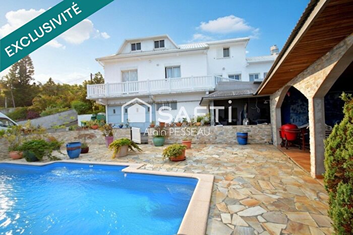 Maison à vendre - Petite-Île, Manapany les Hauts - 10 pièces - 5 chambres