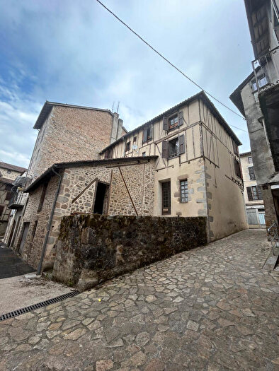 Maison à vendre - Laroquebrou - 7 pièces - 5 chambres