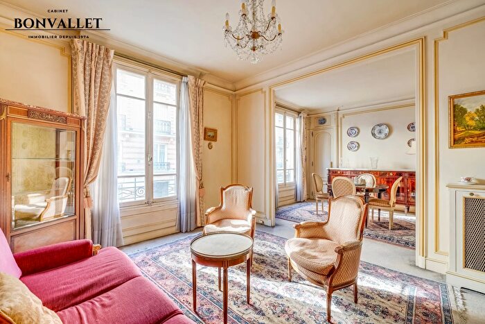 Appartement à vendre - Paris e , Violet, Commerce - 4 pièces - 2 chambres