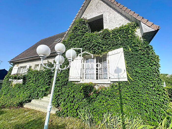 Maison 6 pièces à vendre à Évron