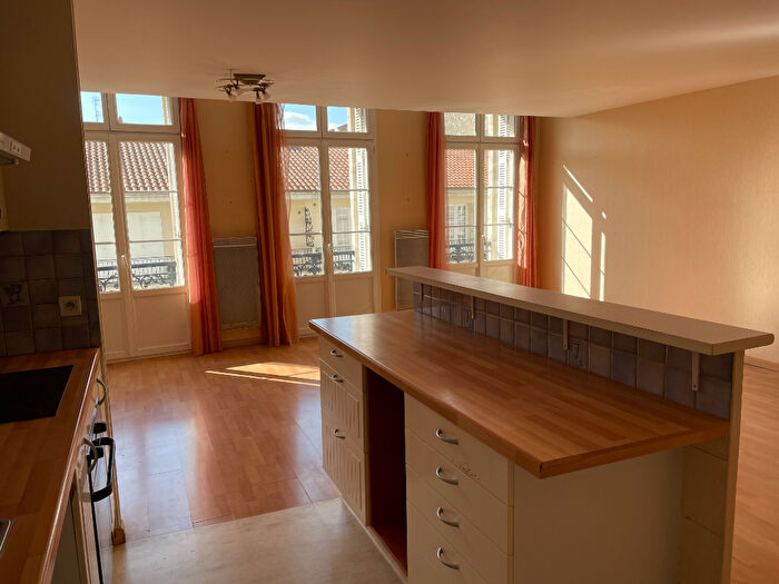 Appartement 3 pièces à louer - Rochefort, Centre-ville