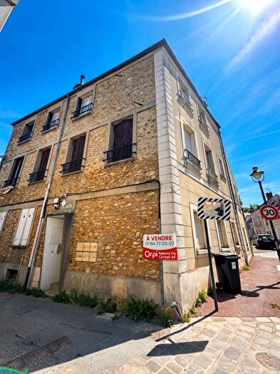 Appartement 2 pièces à vendre à Corbeil-Essonnes, Moulin Galant