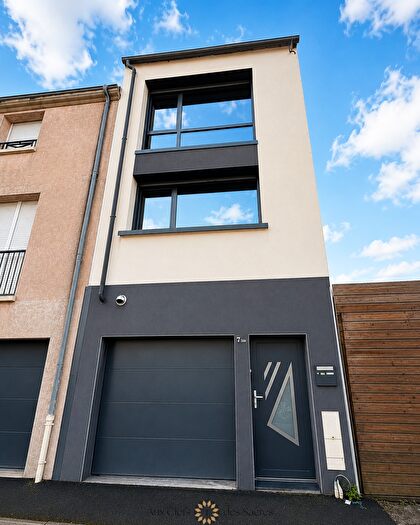 Reims, Clairmarais, Charles Arnould : Maison 2 pièces à louer