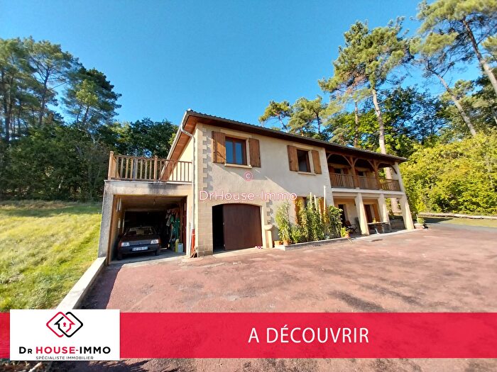 Maison 8 pièces à Chancelade, à vendre