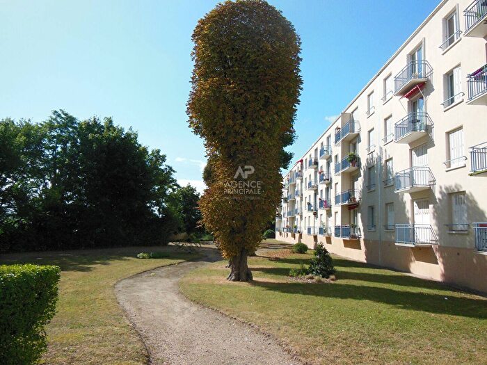 Appartement 4 pièces à louer à Les Parterres, Saint-Germain-en-Laye