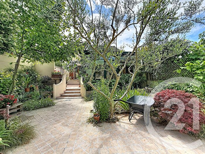 Maison 6 pièces à vendre à Nanterre, Plateau