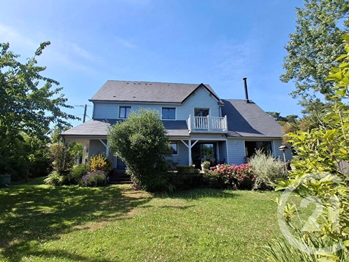 Maison 6 pièces à Jullouville, à vendre