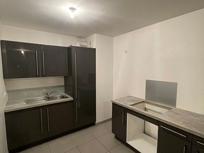 Appartement à louer - Villeurbanne - 3 pièces