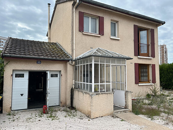 Maison à vendre - Chalon-sur-Saône, Les Aubépins - 5 pièces - 3 chambres