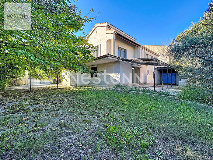 Maison à vendre - Miramas, Les Collines - 11 pièces - 10 chambres