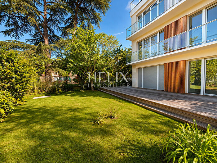Appartement 6 pièces à louer à Saint-Germain-en-Laye, Alsace, Péreire