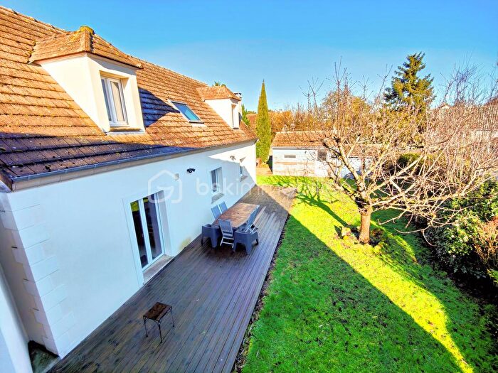 Bazainville : Maison 9 pièces à vendre
