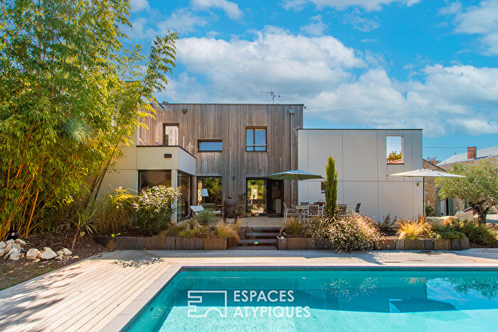 Maison 8 pièces à vendre à Fontenay-le-Comte, Commerce, Marchoux