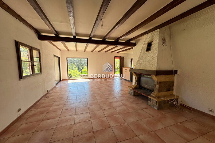 Maison à vendre - Barret-de-Lioure - 4 pièces - 3 chambres