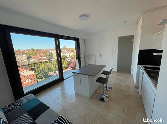 Appartement à louer - Saurupt-Clémenceau, Nancy - 1 pièce