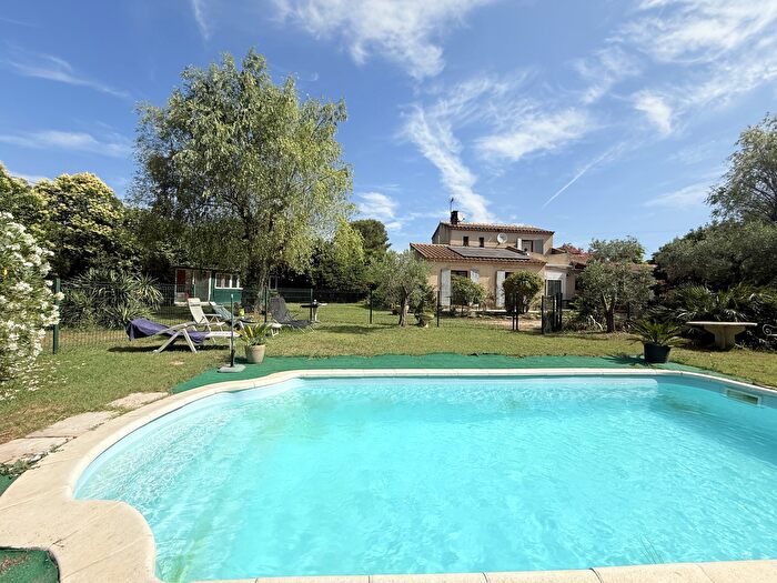 Maison à vendre - Miramas - 5 pièces - 4 chambres